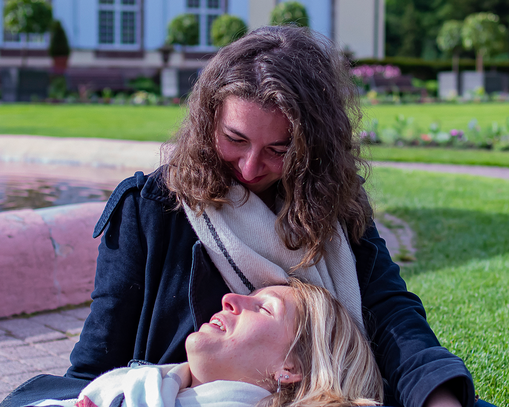 Marie & Celia - Adrwey